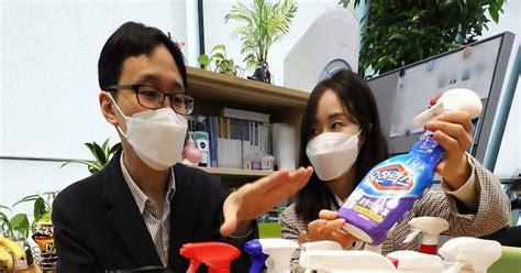 욕실세정제 항곰팡이 성능에 차이 있어