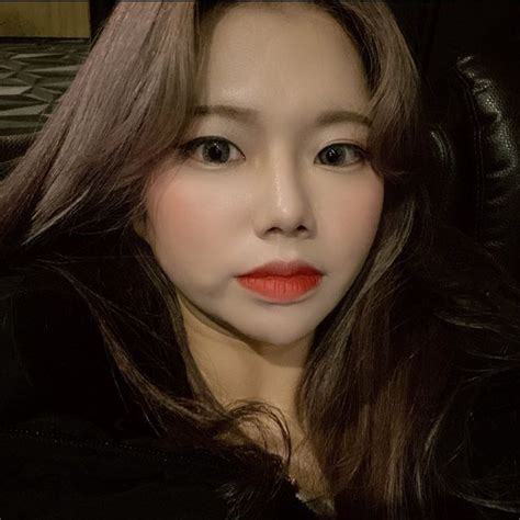 은빈 Silverbin On Threads