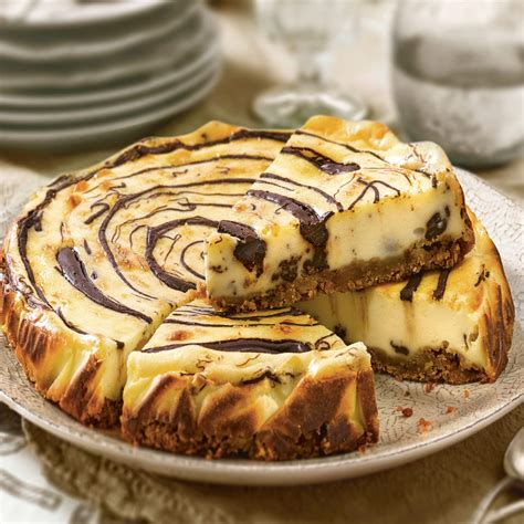 Tarta De Queso Crema Y Chocolate Con Base De Galleta