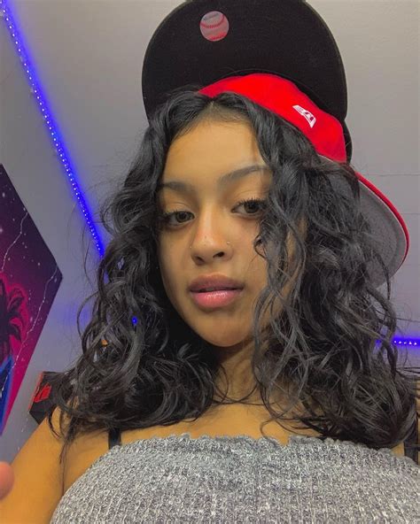 Pretty Mexican Girls With Swag