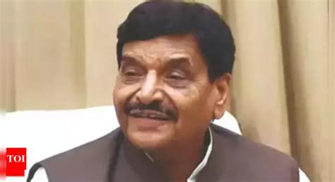 Shivpal Shivpal Singh Yadav Akhilesh Yadav Is Surrounded By