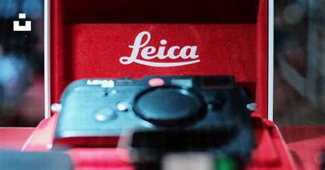 빨간색과 검은색 비디오 게임 콘솔 사진 Unsplash의 무료 전자공학 이미지