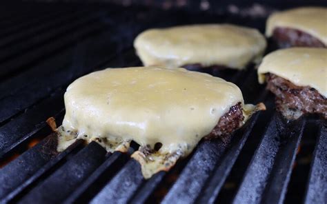 Laura S Lean Bacon Egg Cheese Burger With Maple Butter
