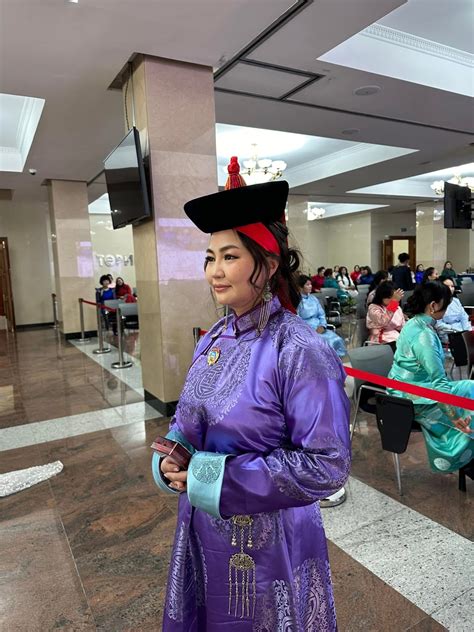 Бизнес ментор Э Хишгээ Added A Бизнес ментор Э Хишгээ