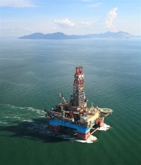 Transocean Valaris Noble Seadrill And Diamond Offshore Rigs