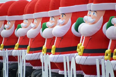 Join The 2023 Christmas Inflatables Trend The Next Big Thing Rusty