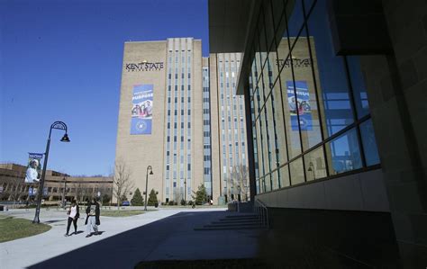 Remembered For His Laughter Kent State Pastor Father David Bridling Dies At 56