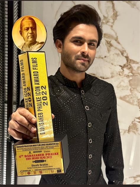 Dada Saheb Phalke Iconic Award Tiding Tiding Most Promising Starlet Of