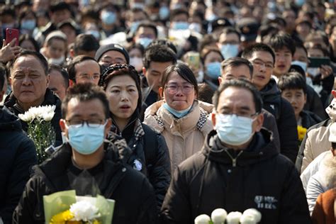 倾尽一城花，只为奠一人！黄旭华院士遗体送别仪式在汉举行