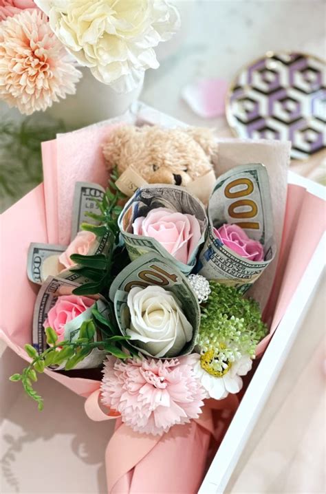 25 Creative Ways To Give Money To Adults