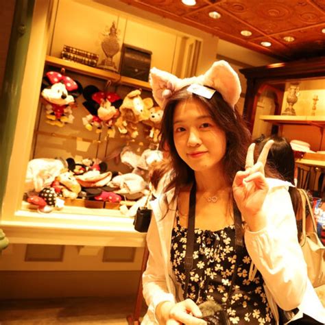 Yuqi ZHOU Master Of Engineering Hohai University Nanjing
