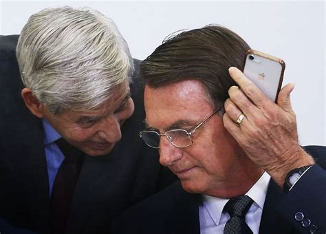 A Política No Governo Bolsonaro Provoca Mais Ameaças Do Que O Tráfico E