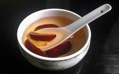 红枣蜂蜜水的功效及简单做法 蜂蜜吃法 酷蜜蜂
