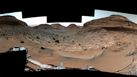 Nasas Mars Rover Curiosity Reaches Intriguing Salty Site After