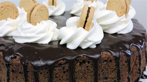 Pastel De Chocolate Y Galletas Príncipe