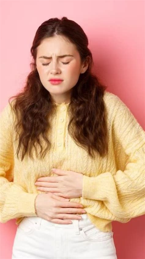 Menstruation 6 Superfoods To Lower Period Bloating