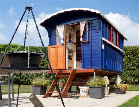 Elle De Vardo Tiny House Swoon