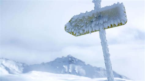 Download Stunning Frost Covered Landscape