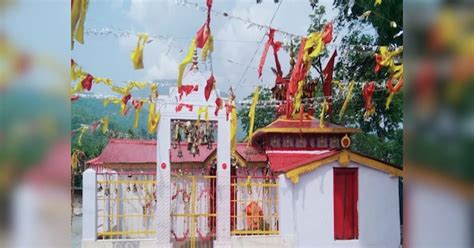 Jyotish Bichchhoo Ghaas Kept To Stop Entry Of Kedarnath Doli At