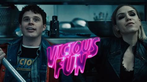 دختر خوش خیالی ک نمیدونه دوست پسرش یه قاتل سریالیه Youtube