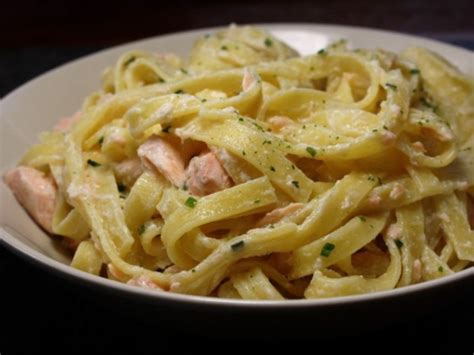 Tagliatelles aux deux saumons Recette par Les délices de Letiss