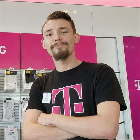 Devan Brown Interim Store Manager T Mobile Linkedin