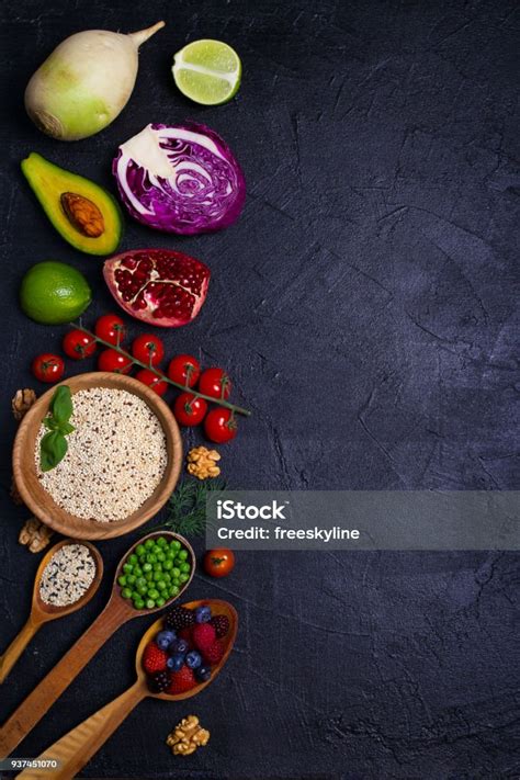 다채로운 야채 과일 딸기건강 식품 다이어트 해독 깨끗 한 먹는 또는 채식주의 개념 음식 배경 0명에 대한 스톡 사진 및 기타 이미지 Istock