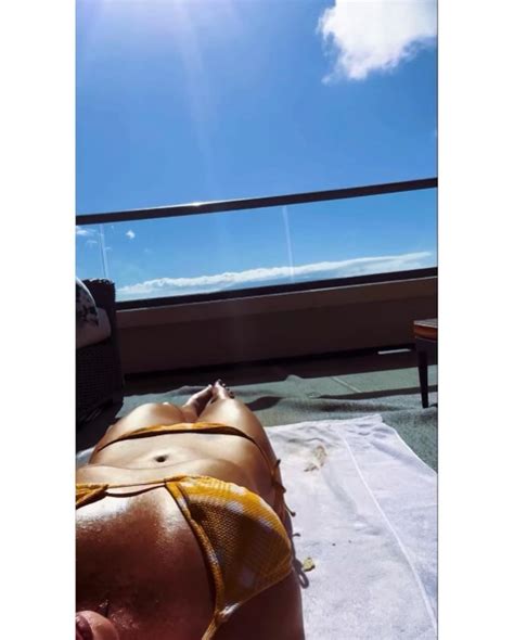 Britney Spears Vacation 8