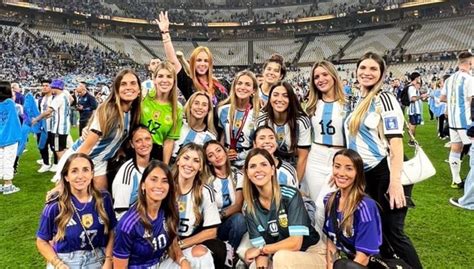 La Otra Scaloneta La Foto De Las Mujeres De La Selección Tras El