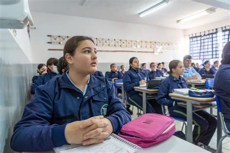 Pesquisa Aponta Amplo Apoio à Expansão De Escolas Cívico Militares No