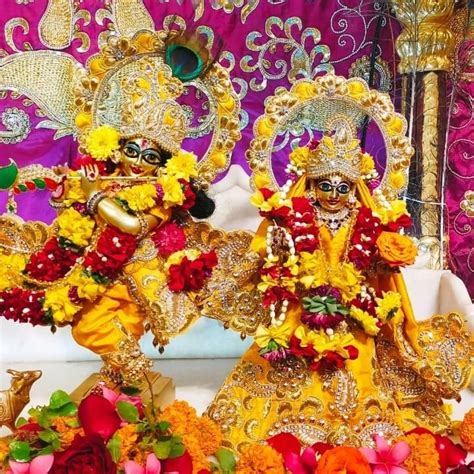 Todays Shringar Darshan Of Sri Sri Radha Madan Mohan Ji His Lotus