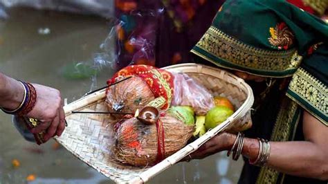Dala Chhath Started With Nahay Khay In Banaras Varanasi News
