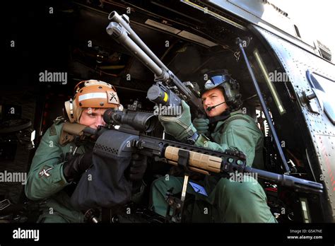 Both Trained Snipers With The Royal Air Force Regiment Hi Res Stock