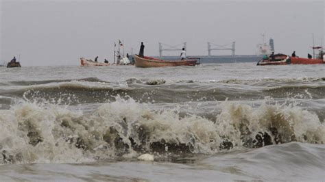 দক্ষিণ আন্দামান সাগরে লঘুচাপ ঘনীভূত হওয়ার আভাস