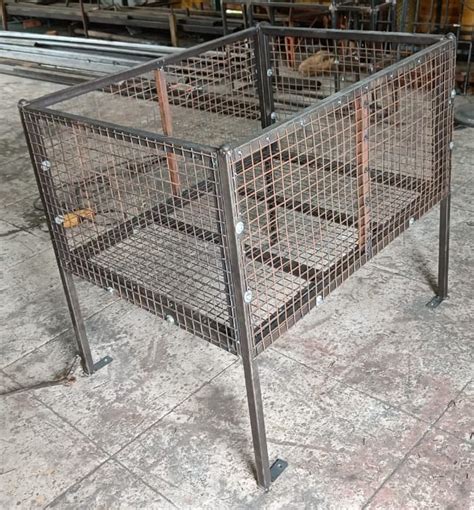 Wire Mesh Type Storage Bin In Mild Steel Length 40 Inch And Width 30