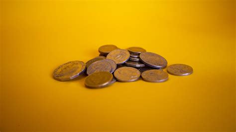 Cómo limpiar las monedas antiguas para que te paguen más por ellas