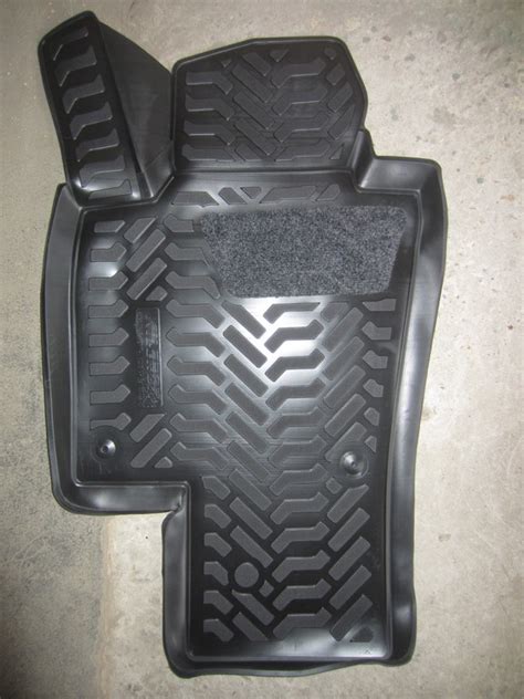 Полиуретановые коврики в салон Volkswagen Passat B6 (Фольксваген Пассат ...