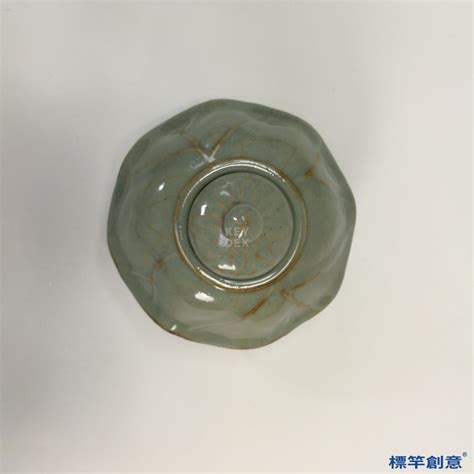 GC073 南宋龍泉窯粉青釉瓷荷葉蓋罐 標竿創意陶瓷社教公益網