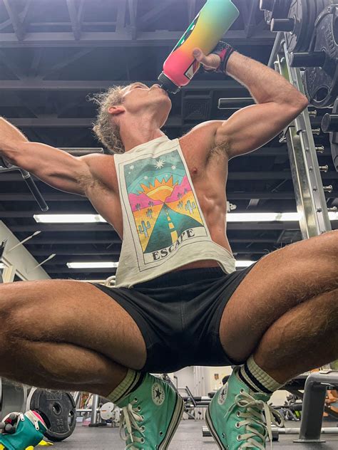 Dw Chase Model On Twitter Sweating Puddles At The Gym 💦 Malefitness