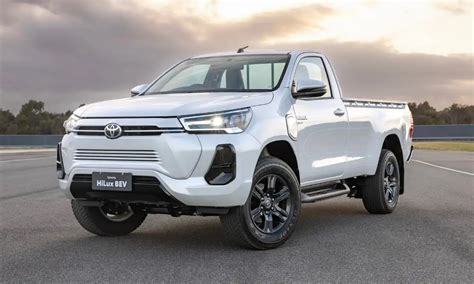Toyota Hilux Ev की टेस्टिंग शुरू जल्द ही दस्तक दे सकती है आपके दरवाजे