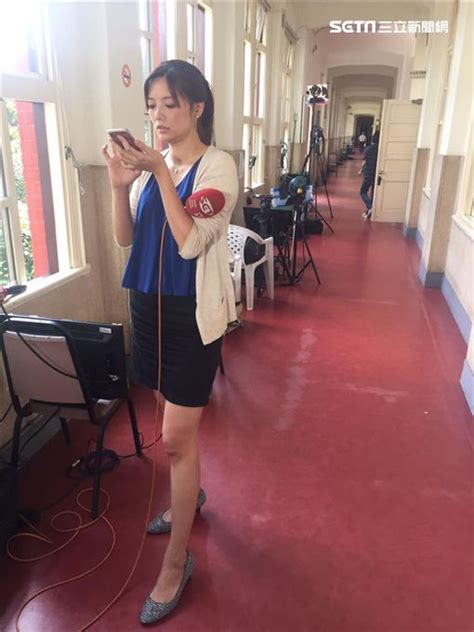 美麗智慧兼具！三立長腿主播「雙榜」錄取台大國發、政研所 娛樂星聞 三立新聞網 Setncom