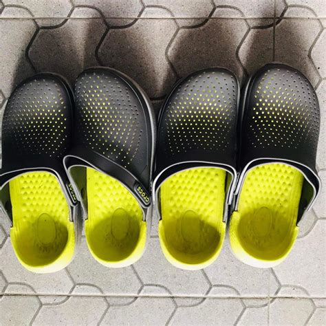 2pairs Crocs Class A Mens Fashion Footwear Slippers And Slides On