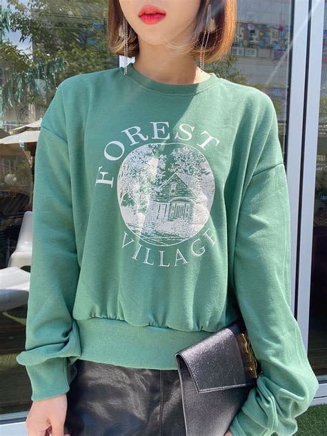 디자인너무예쁜2color맨투맨 포레스트아반크롭맨투맨 포레스트맨투맨 유니크맨투맨 프린팅맨투맨 크롭맨투맨 긴팔맨투맨 간절기맨투맨 카키맨투맨 캐주얼맨투맨 면티기본티 아방크롭맨투맨