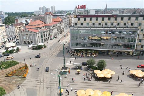 Oto Rynek w Katowicach lat temu Nie uwierzycie że tak mogło się tutaj zmienić ZDJĘCIA