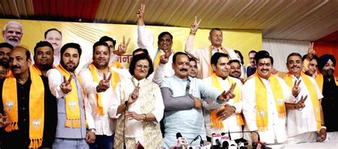 Delhi Bjp President Virendra Sachdeva With Newly Joined Party Leaders