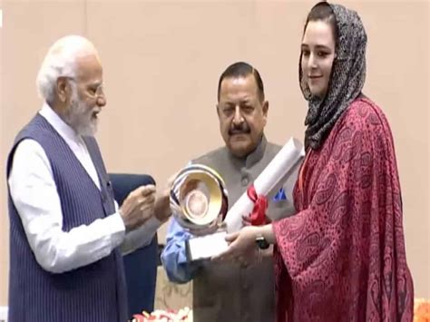 Meet Ias Officer Syed Sehrish Asgar Recipient Of Pms Award