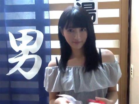 【男湯潜入】笑顔の可愛い美乳女子にエロミッション『5人の精子受け止めました♡』女子大生がタオル一枚！男湯大奮闘w サンデーサイレンス
