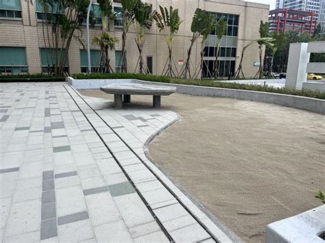 臺北市市政大樓公共事務管理中心 新聞稿 臺北市政府周邊戲沙區正式回歸並於3月31日開放使用提供市民親子共享空間