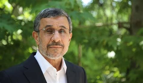 فرارو ویدئو واکنش مجری تلویزیون به سکوت احمدی نژاد در پی حادثه
