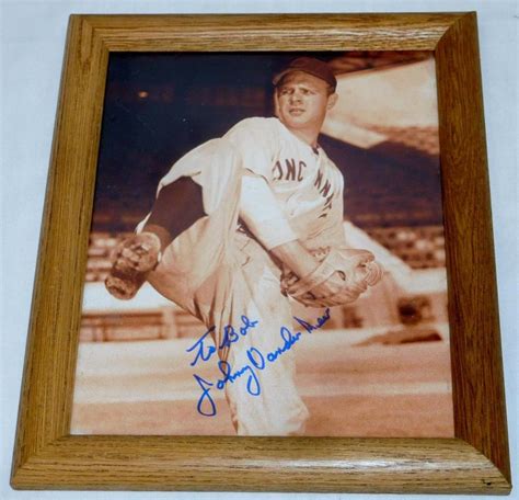 Lot Johnny Vander Meer Baseball Player Autographed 8 X 10